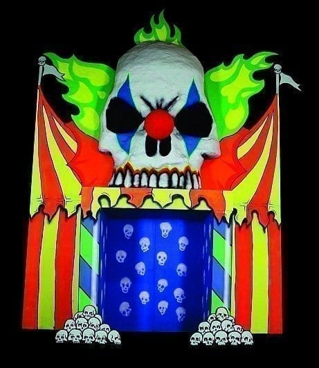 Clown Façade Entry ⋆ Scare Factory