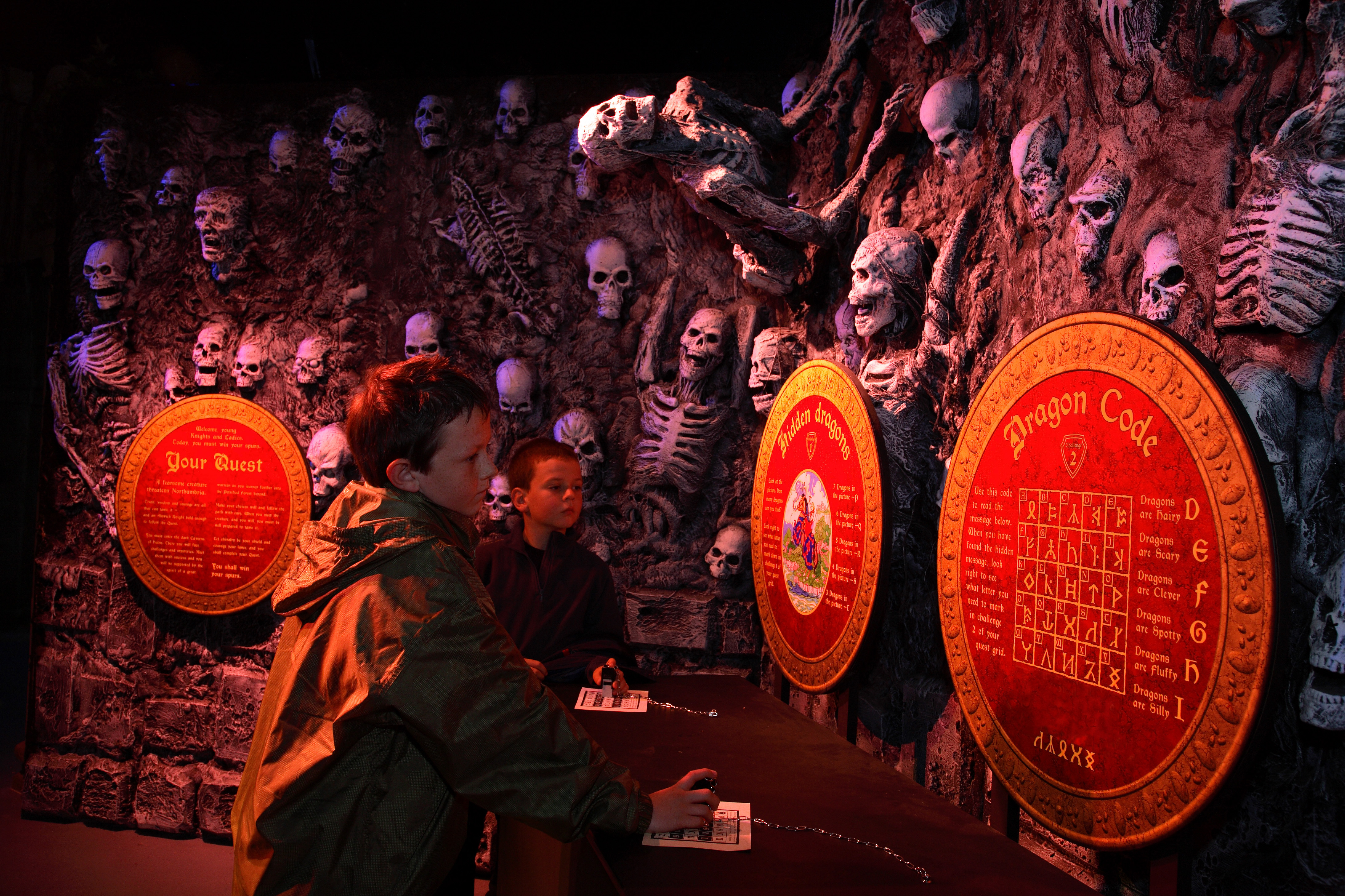 Interactive Attractions ⋆ The Alnwick Castle Dragon Quest ⋆ ScareFactory